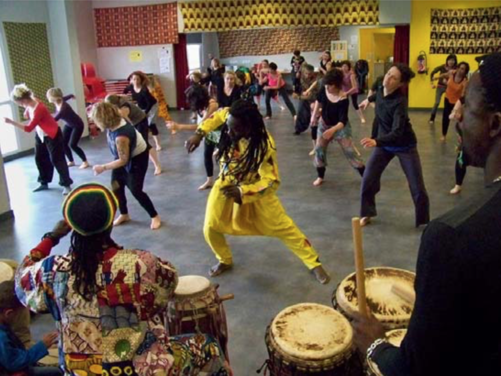 Cours de Danses SABAR du Sénégal – Na Don Ke